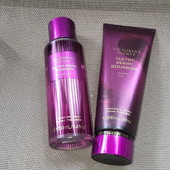 Victoria's Secret | Bath & Body | Victorias Secret Sultry Berry Bourbon ...